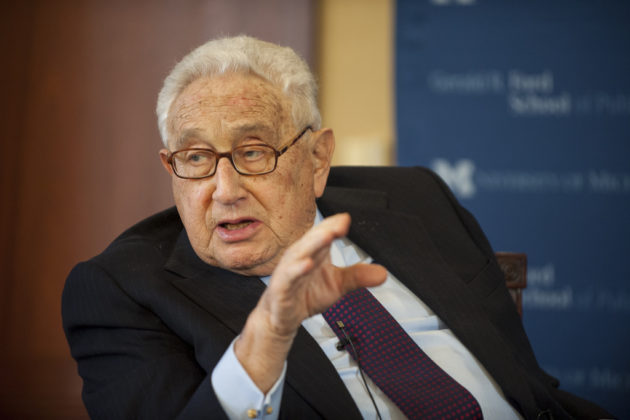 Háború vagy béke - Kissinger Pekingben › FüHü